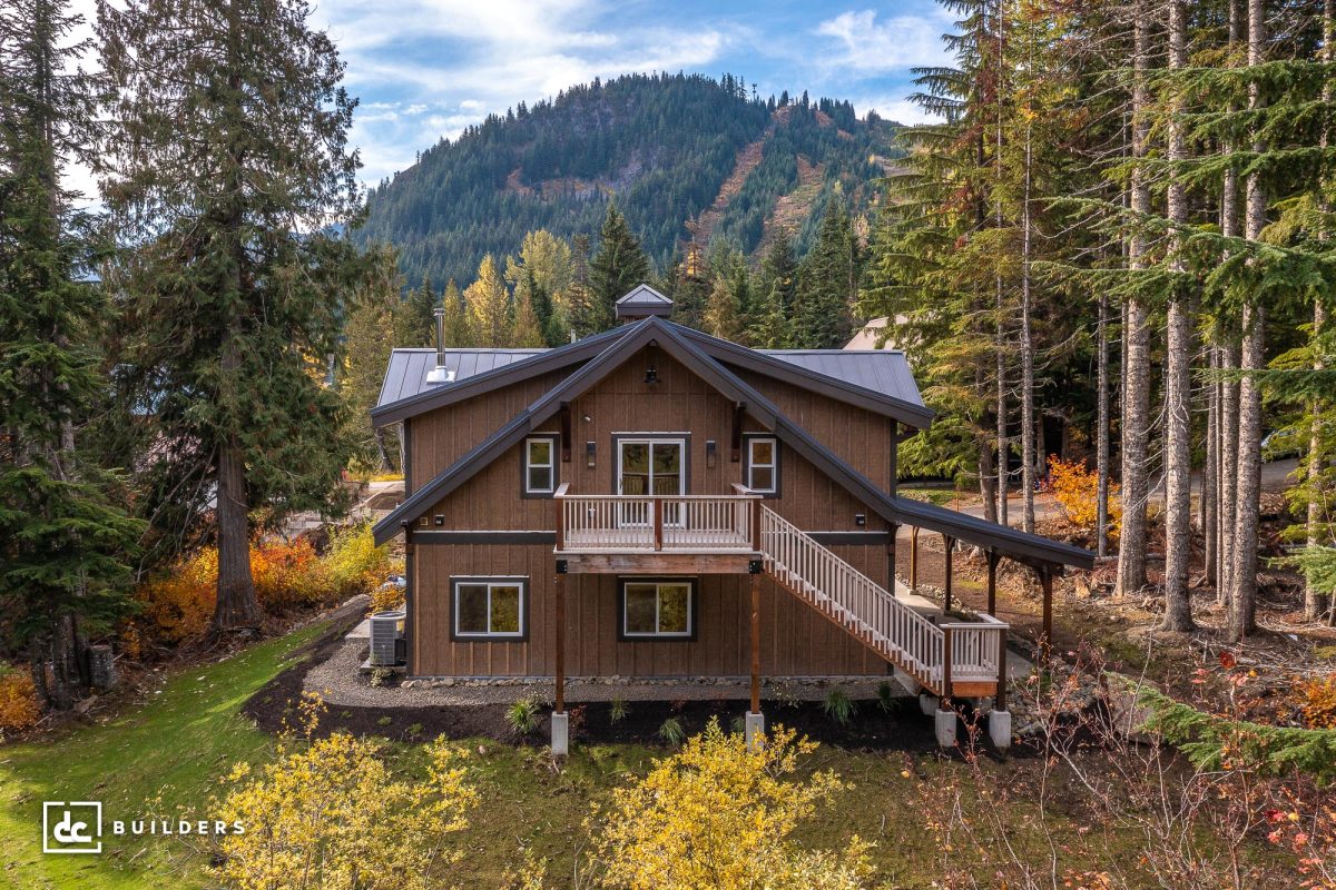 Camas, WA Timber Frame Home & Cabin Builders