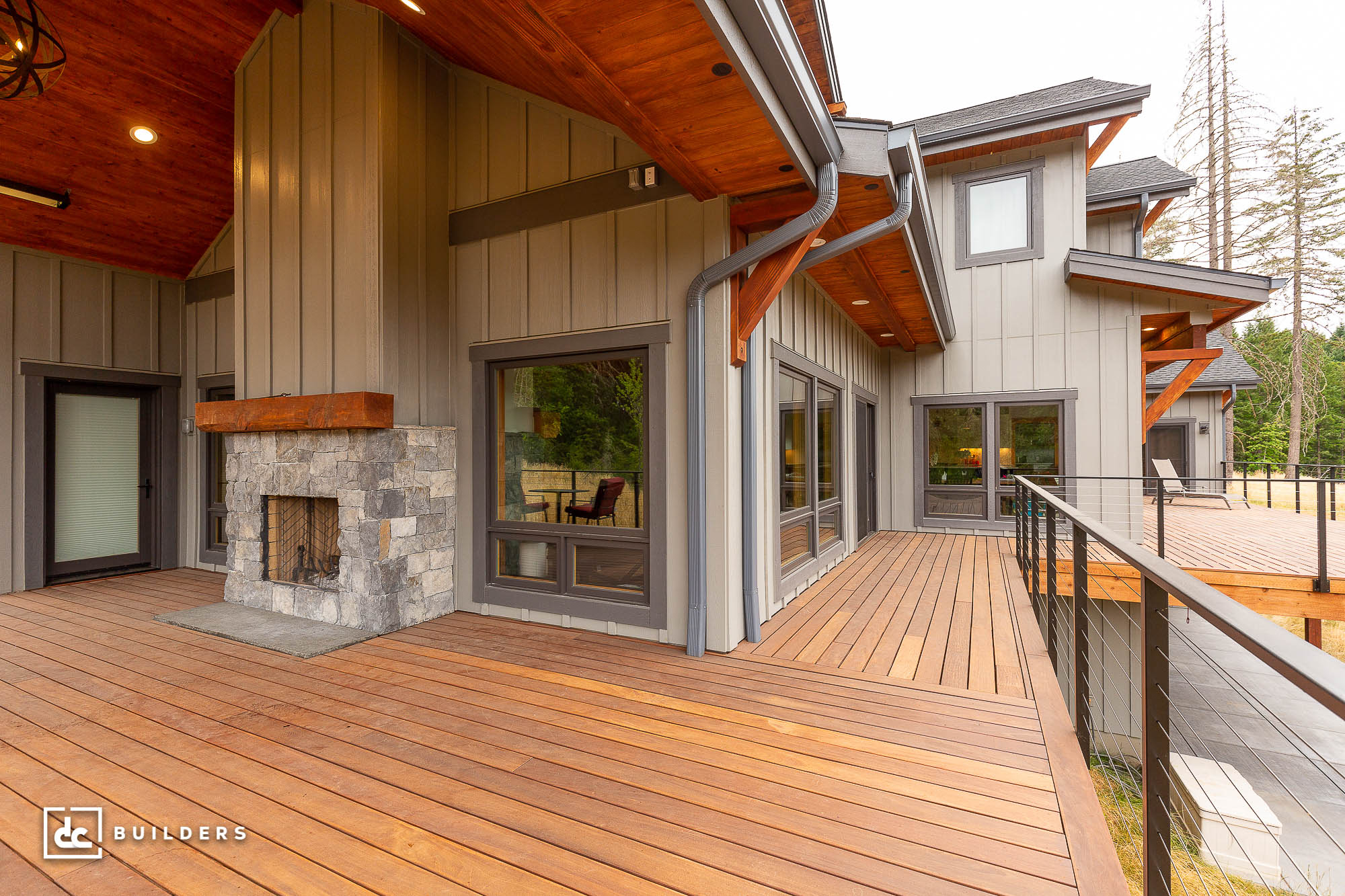 Livingston Custom Home Builders - DC Builders of Montana