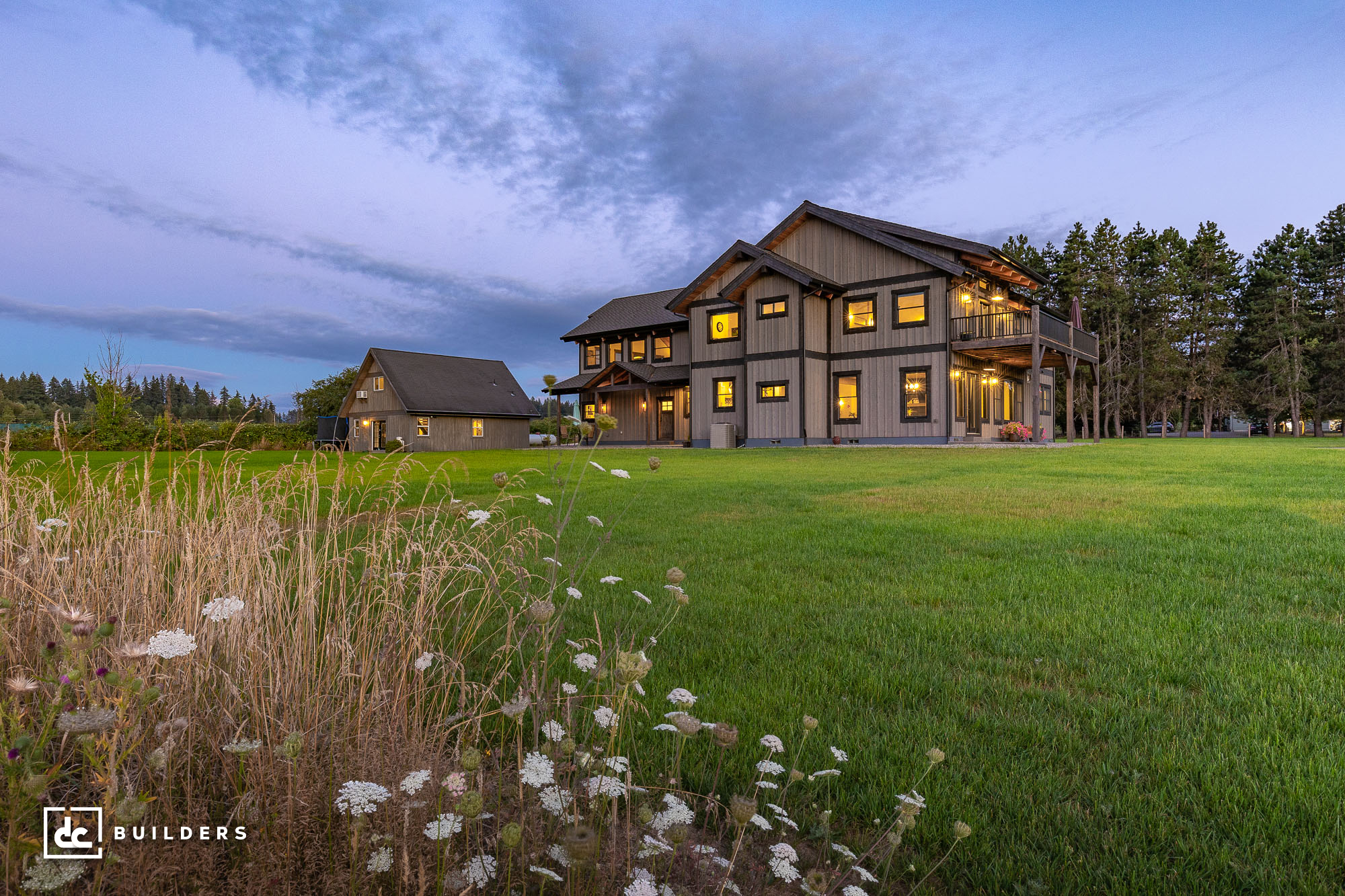 Livingston Timber Frame Home Builders - DC Builders of Montana